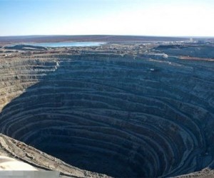 Mir mine in Yakutia: largest open pit diamond mine in world - MINING.COM