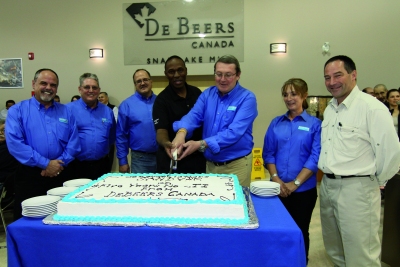 Sandvik Mining celebrates five years LTI-free in De Beers’ Snap Lake ...