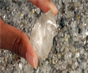 rough diamonds - MINING.COM