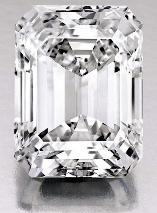 ‘Perfect’ 100-carat diamond goes under Sotheby's hammer - MINING.COM