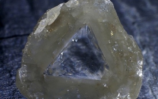 Small, ancient diamonds reveal seawater key for precious gems formation ...