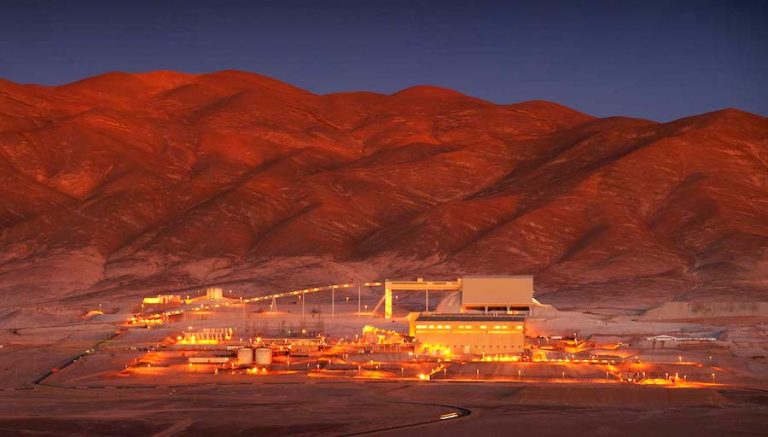 Escondida mine workers agree to suspend planned work stoppage - MINING.COM