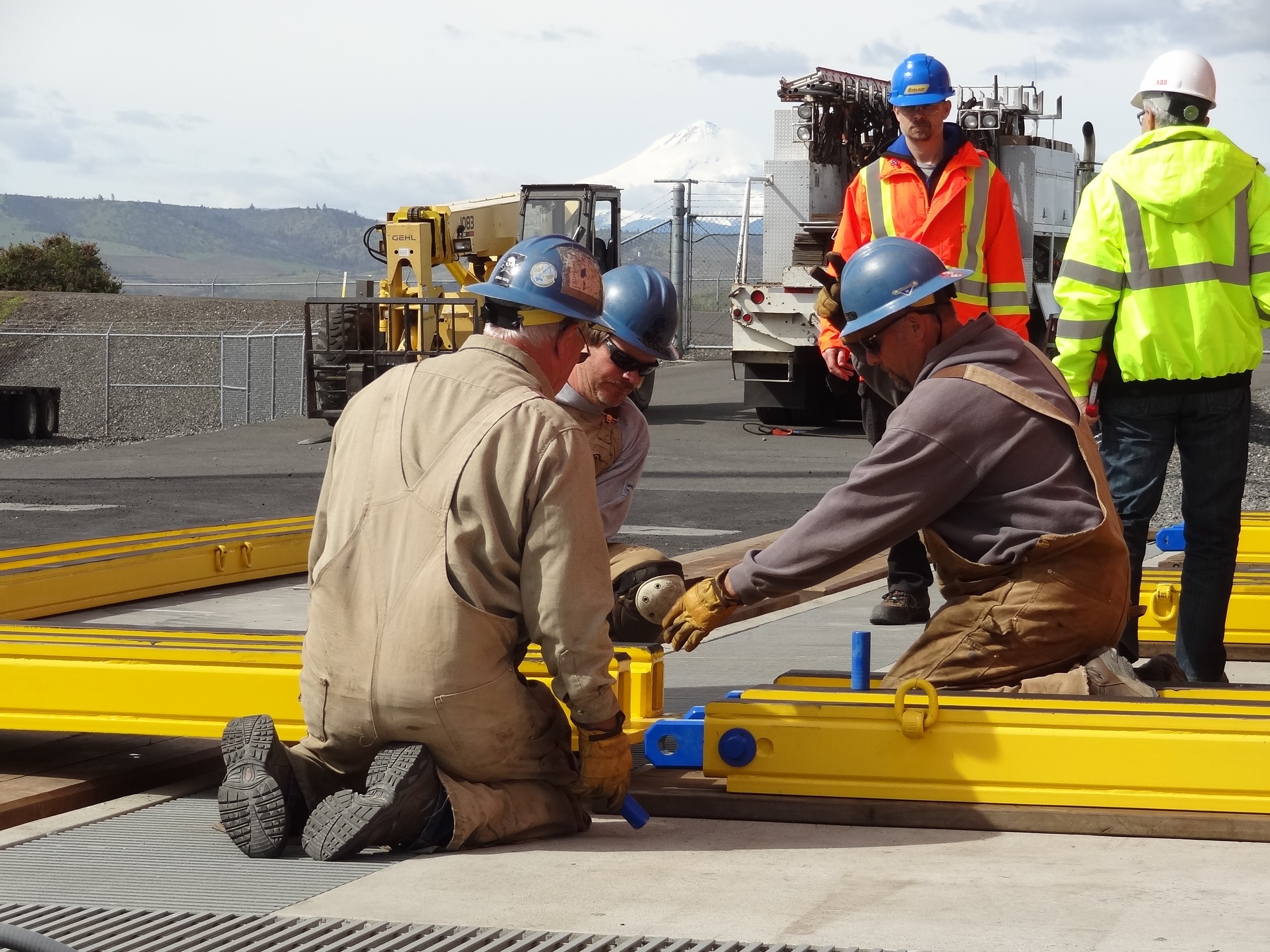 Hydra-Slide empowers customers through training | MINING.com