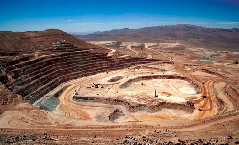 Copper output slumps at Codelco, BHP's Escondida in November - MINING.COM