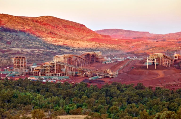 Australia's Fortescue announces $353m share buyback program - MINING.COM