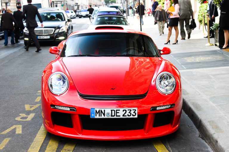 Europe to spend billions on lithium-ion battery plants - MINING.COM