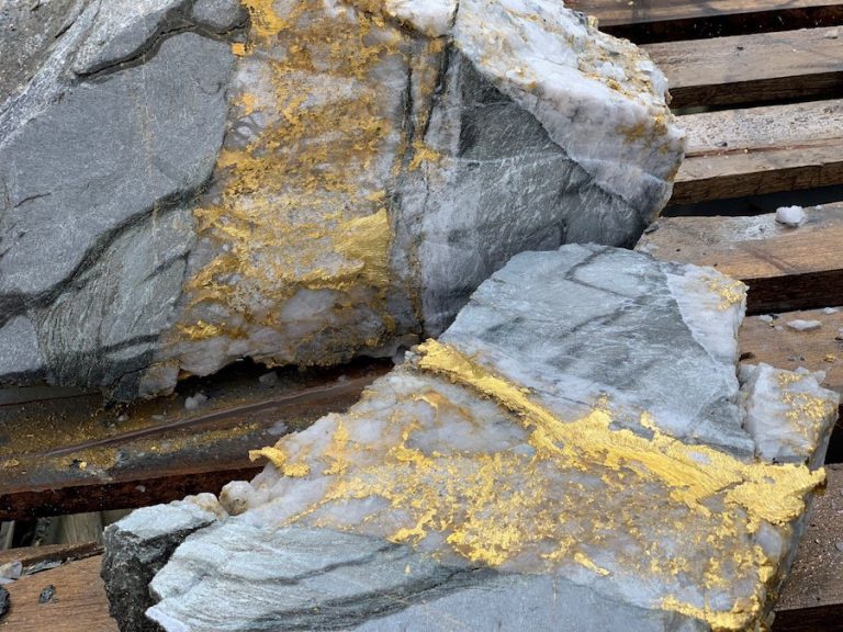RNC Minerals recovers giant gold slab from its mine in Australia ...