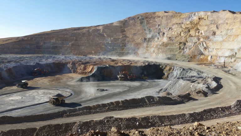 Southern Copper starts legal action to evict illegal miners - MINING.COM