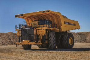 Komatsu autonomous haulage system sets new haulage record - MINING.COM