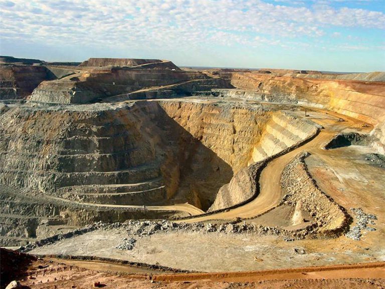 Northern Star shares fall after miner cuts production forecast - MINING.COM