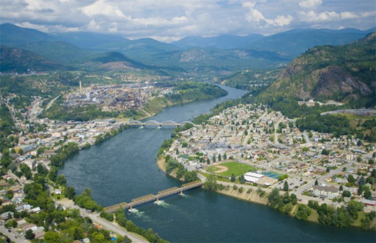 Share Teck Resources " class="fb-share">