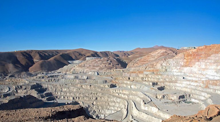 Codelco bids $500 million for stake in key Chile copper mine - MINING.COM