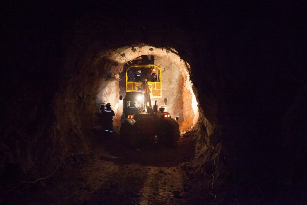 Austral Gold reaches pay hike agreement to end Chile mine strike ...