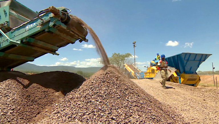 Alrosa kicks off diamond exploration in Zimbabwe - MINING.COM