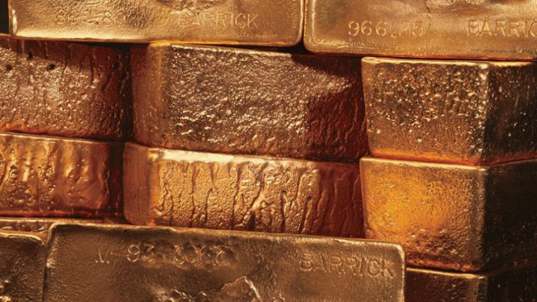 Barrick joins exclusive Canada club with big cash hoard - MINING.COM