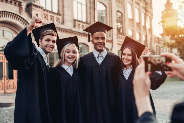 The view from England: Time called on mining graduates - MINING.COM