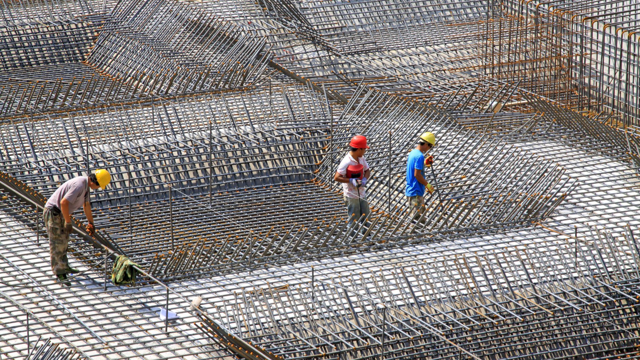 Iron ore price advances as China's stronger steel production outweighs ...