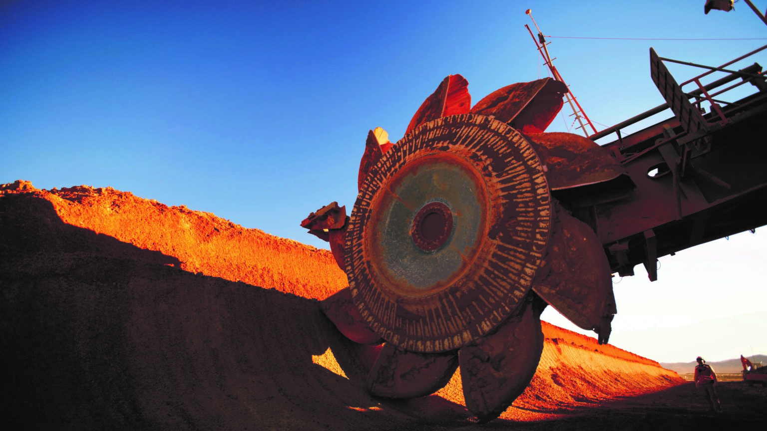 Copper price resurgent as workers strike at BHP's Spence, Escondida ...
