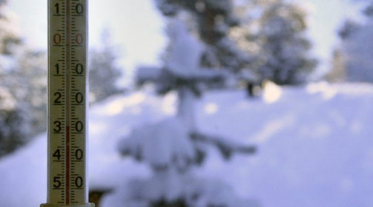 New Li-ion battery performs well in freezing cold, scorching hot ...