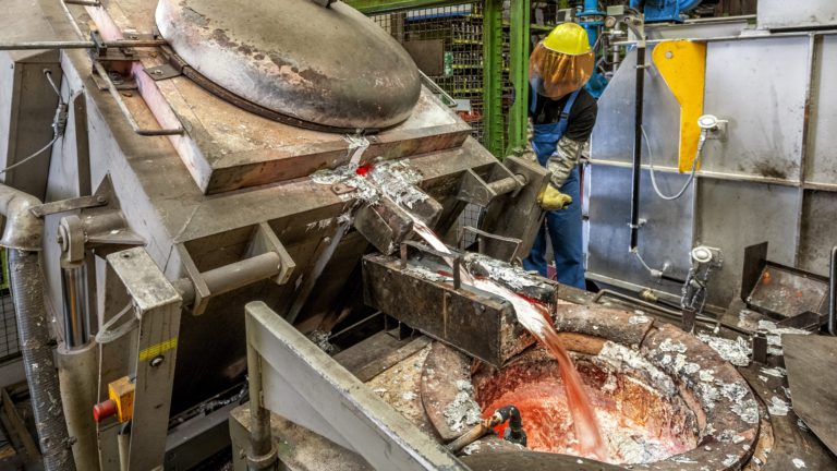 Aluminum price jumps as Iran conflict puts Middle East supply at risk ...