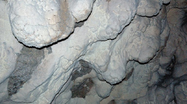 Researchers find subterranean pharmacy in limestone caves - MINING.COM