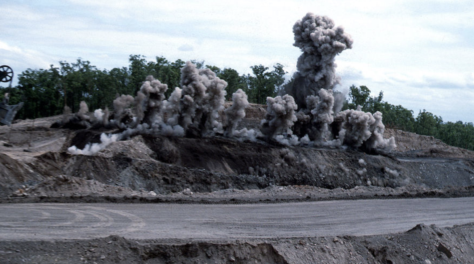 Next-gen explosives for mining, military developed - MINING.COM