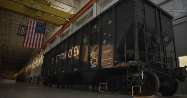 Intramotev to deploy self-propelled battery-electric railcars to ...