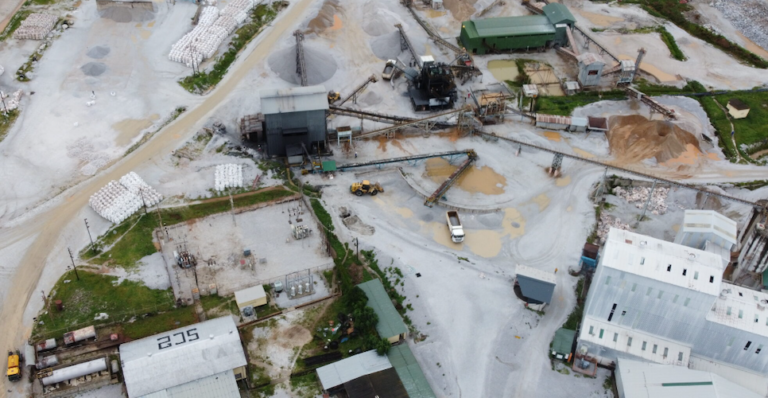 China to invest $2.8 billion in Zimbabwe in lithium, energy - MINING.COM