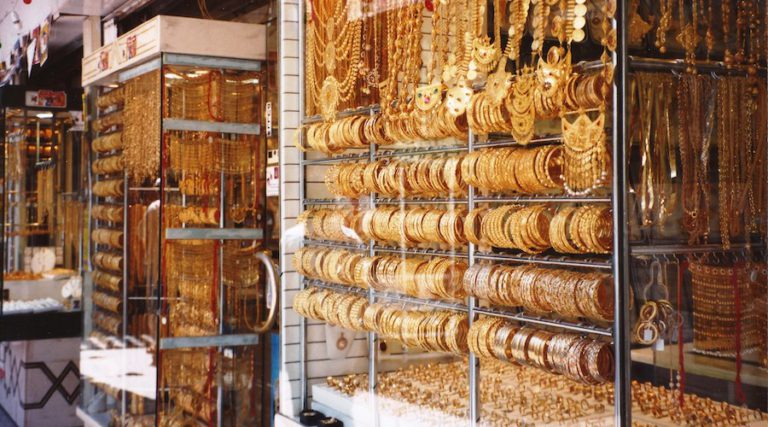 Dubai’s gold shops take a hit as record prices deter buyers - MINING.COM