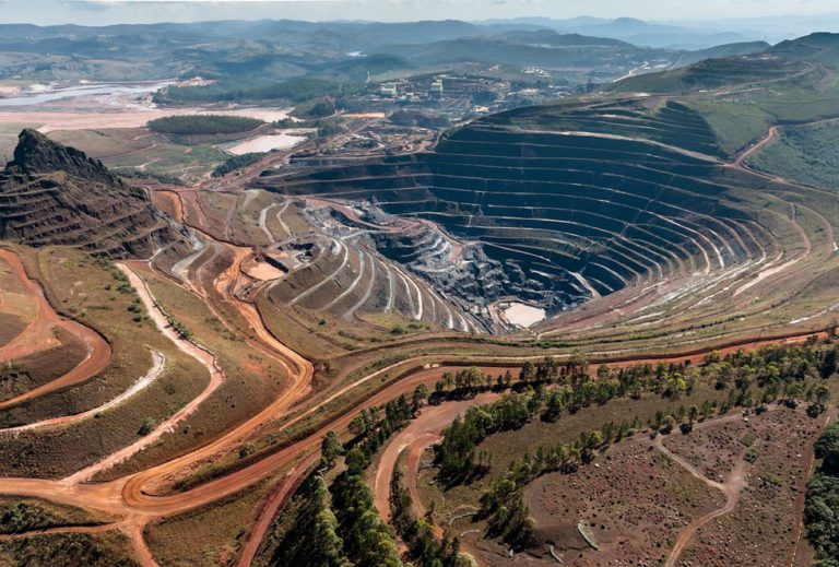 Vale takes full control of Baovale iron ore project - MINING.COM