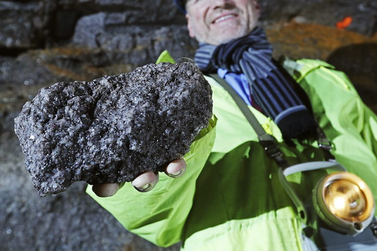 Russia to speed up sole lithium project to cut import reliance - MINING.COM