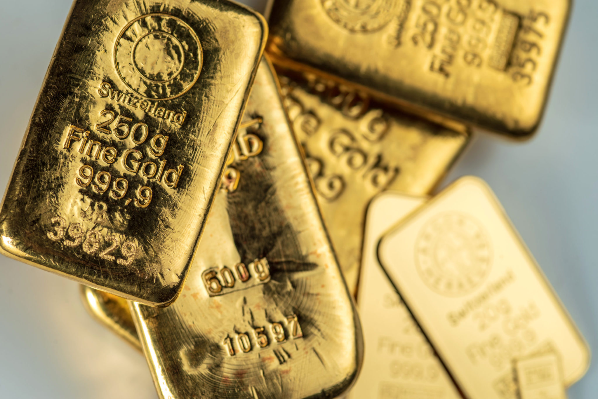 US slaps tariffs on 1-kg, 100-oz gold bars: Financial Times - MINING.COM