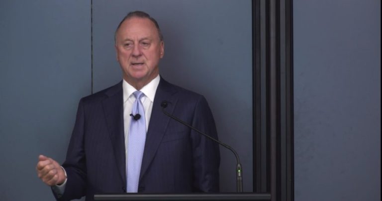 Australia's MinRes probes payments to tycoon founder - MINING.COM