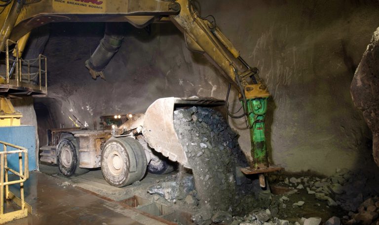 Agnico, Barrick dominate top Canadian miners - MINING.COM