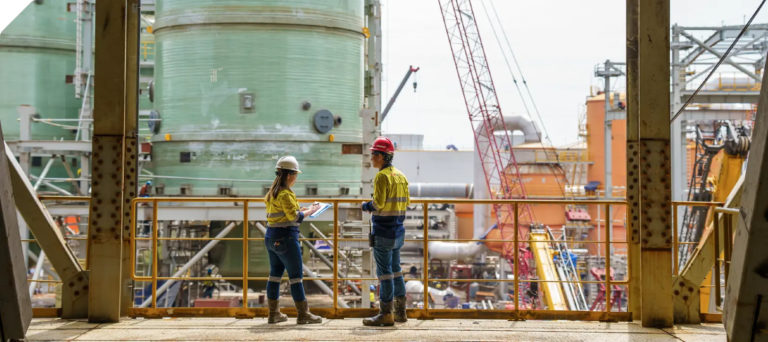 Merdeka Battery gets $1.4 billion loan for new nickel plant - MINING.COM