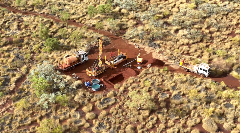 Fortescue gains control of Red Hawk - MINING.COM