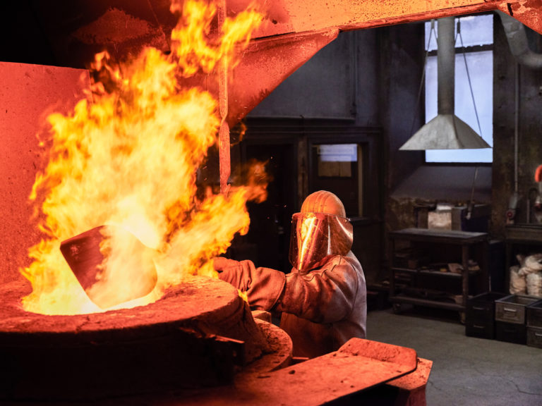 Copper price retreats despite Grasberg supply worries - MINING.COM