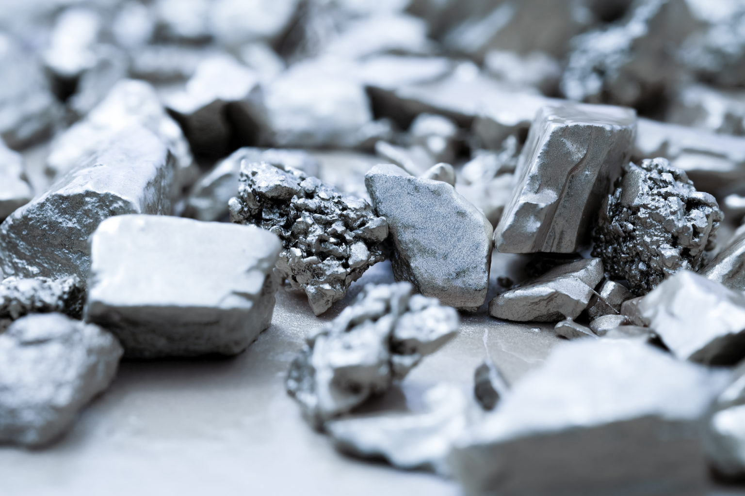 Platinum crunch comes to a head as US and China snap up metal - MINING.COM