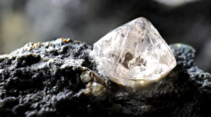 Diamond mining industry cracks under pressure - MINING.COM