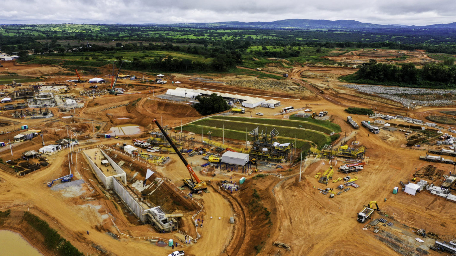 Hochschild shares plunge on Brazil mine shutdown - MINING.COM