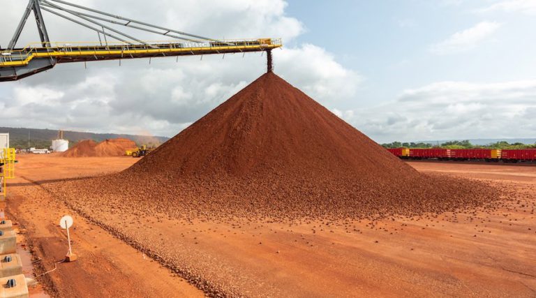 Guinea strips EGA of bauxite rights, hands asset to state firm - MINING.COM