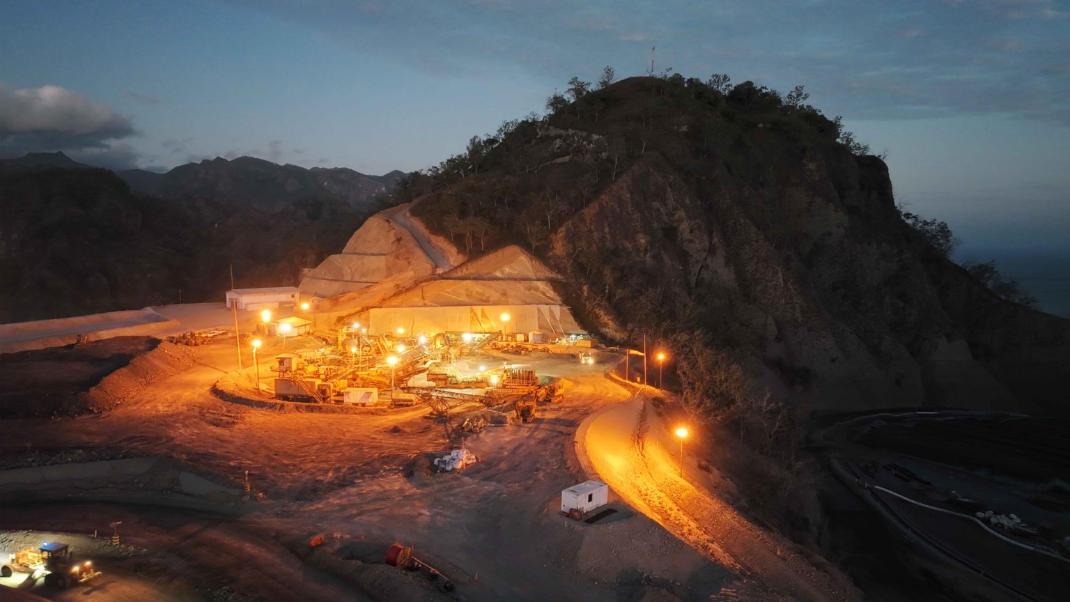 Merdeka Gold shares jump by limit after Indonesia’s biggest IPO - MINING.COM