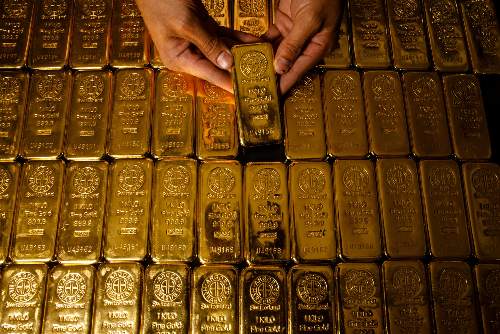 Gold price to reach new highs in 2026: Goldman poll - MINING.COM