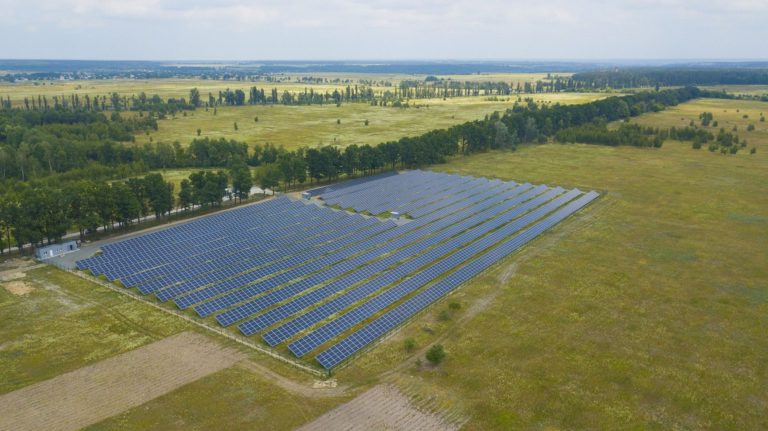 China’s Longi joins solar push to cut costs by reducing silver use ...