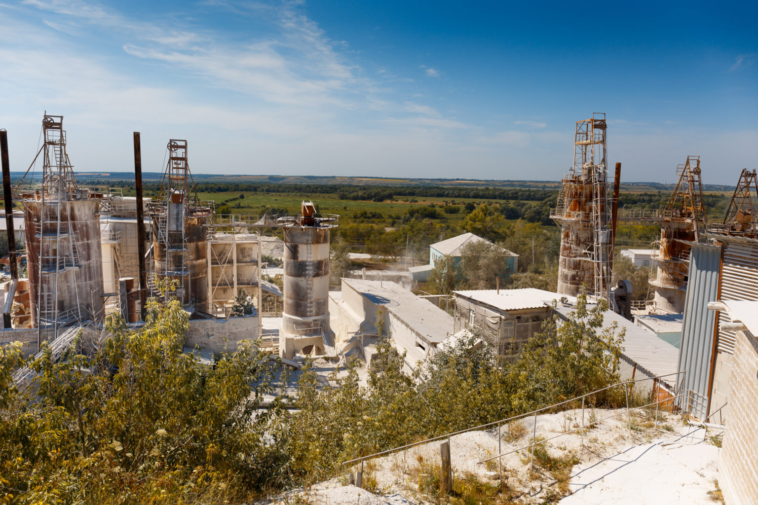 Zimbabwe bans exports of all raw minerals and lithium concentrates ...