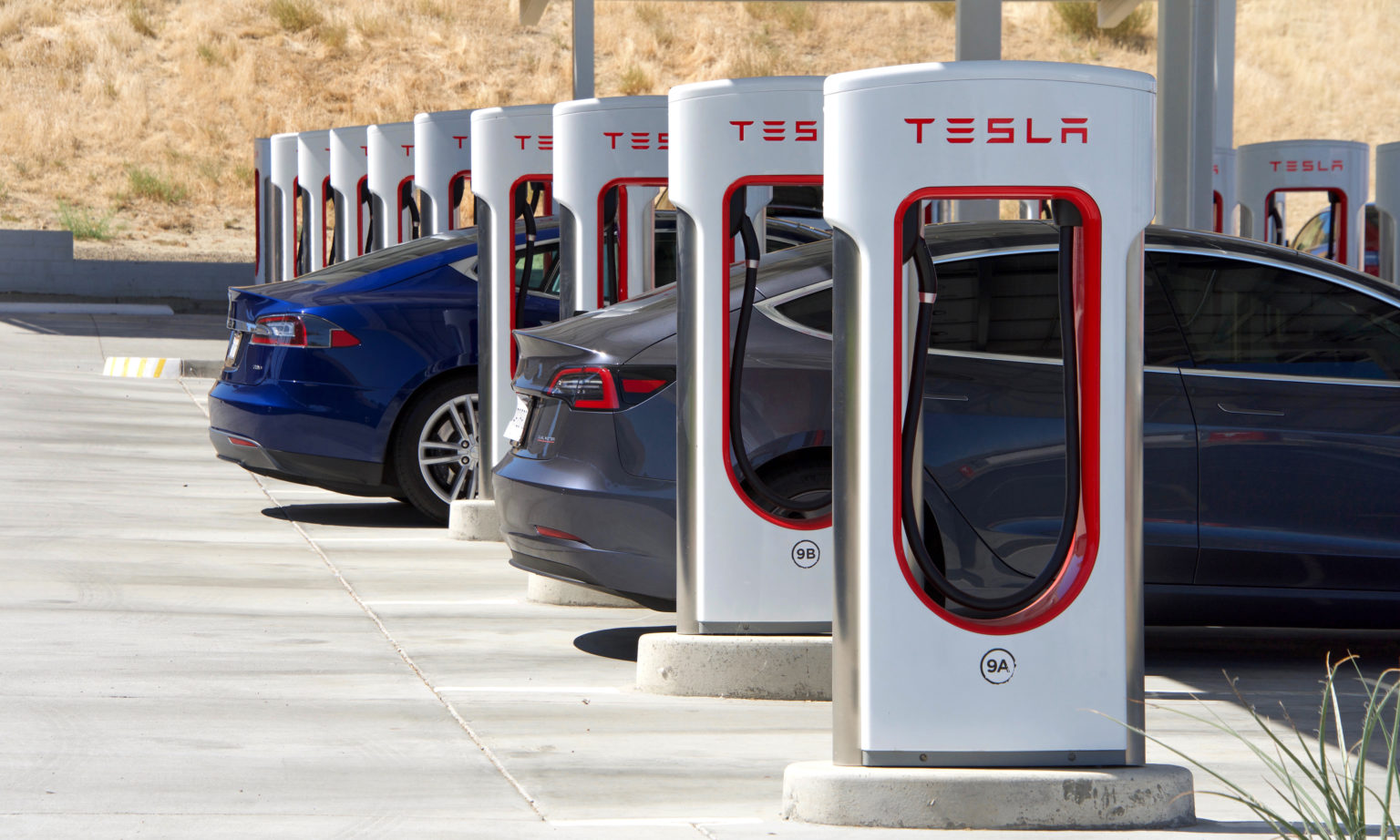 Tesla drops threat to scrap graphite supply deal with Syrah - MINING.COM