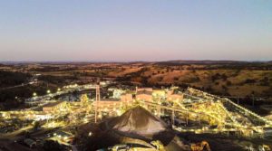Australian gold output down slightly as prices vary widely - MINING.COM