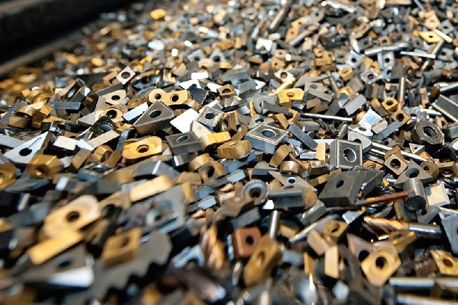 Chinese buyers spark bidding war for US tungsten scrap: FT - MINING.COM